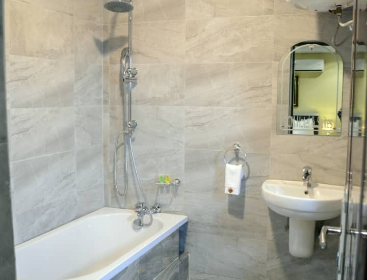 DCM Hotel And Suites | Hotel in Egbeda | Hotels.ng