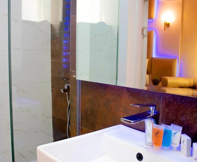 Dreams By DV8 Hotel | Hotel in Surulere | Hotels.ng