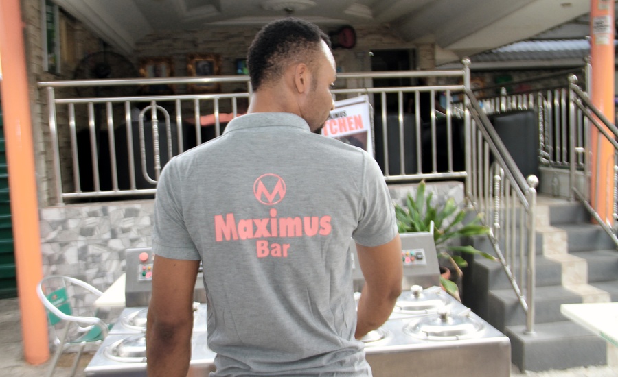Maximus Lounge & Bar | Hotel in Ikeja | Hotels.ng