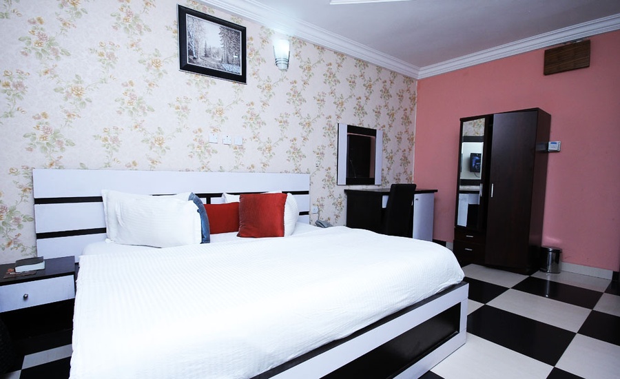 Kelvic Suites Ltd | Hotel in Owerri | Hotels.ng