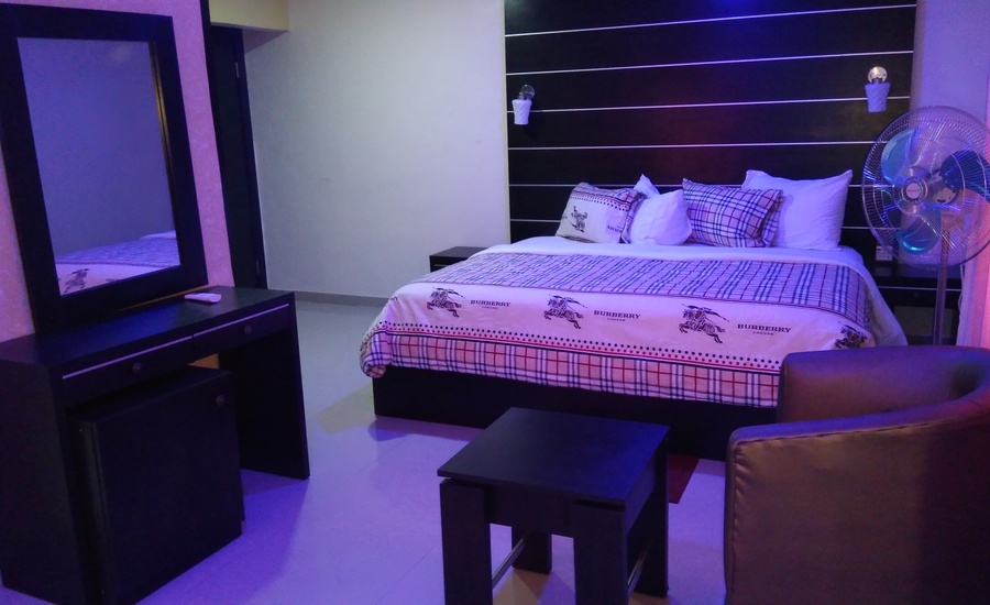 November 5 Hotel | Hotel in Ikeja | Hotels.ng