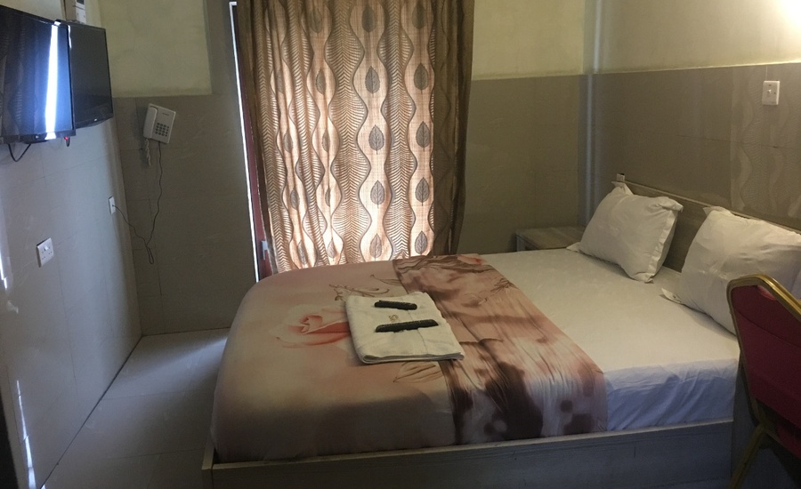 Formula 2 Hotel & Suites | Hotel in Ajegunle | Hotels.ng