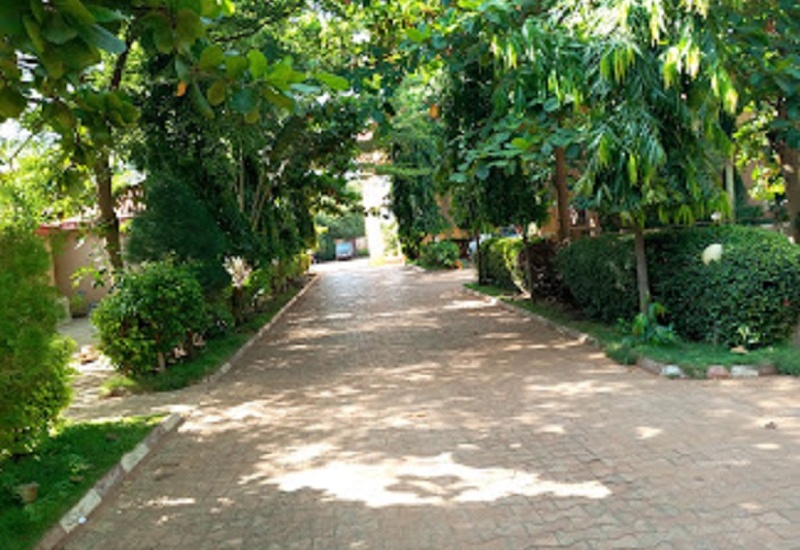 Pinnacle Guest Inn And Resort | Hotel in Dange Shuni | Hotels.ng