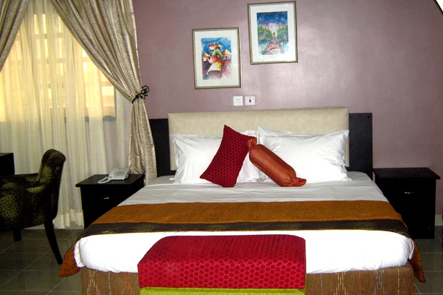 Suru Express G.R.A Ikeja | Hotel in Ikeja | Hotels.ng