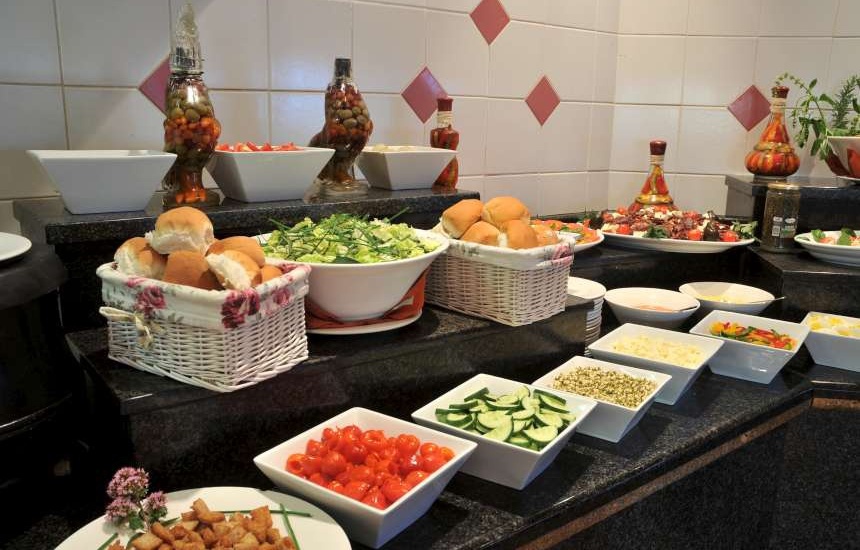 Mpekweni Beach Resort | Hotel in Peddie | Timbu.co.za