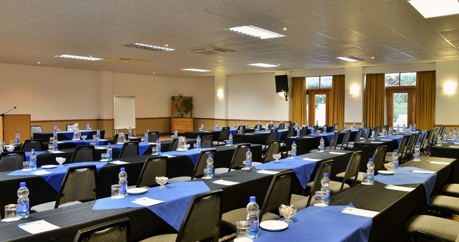 Mpekweni Beach Resort | Hotel in Peddie | Timbu.co.za