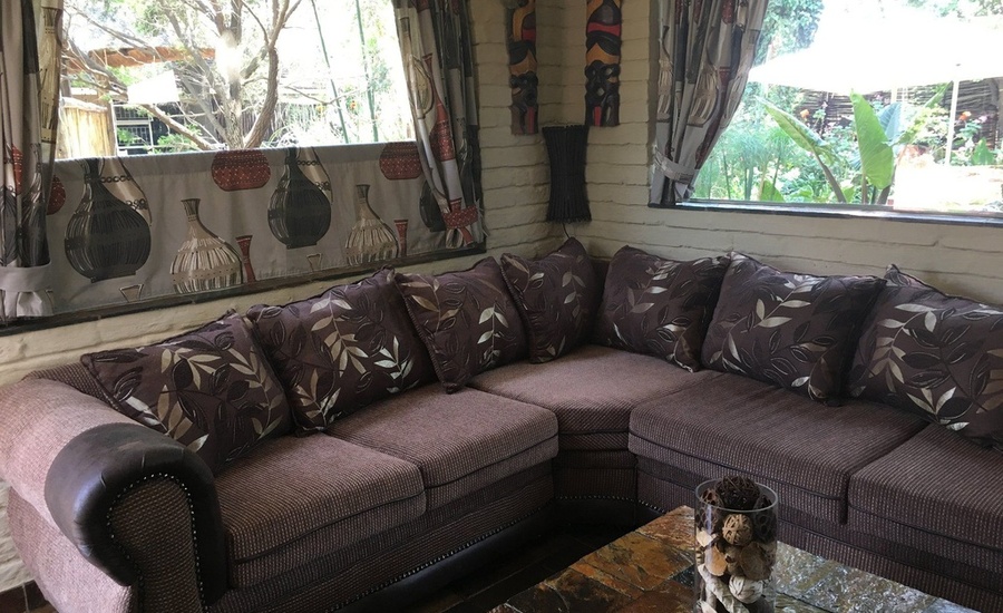 Umthombo Guest House | Hotel in Springs | Timbu.co.za