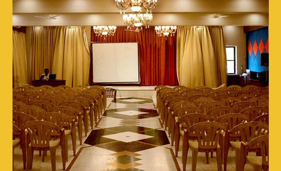 Malpani Health Club & Resort | Hotel in Sangamner | Timbu.in